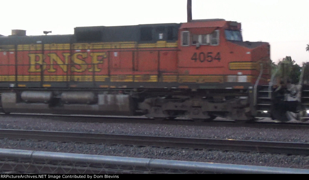 BNSF 4054